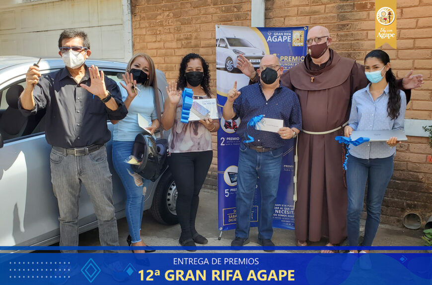 Entrega de premios de la 12a. Gran Rifa Agape – Asociación Agape de El Salvador