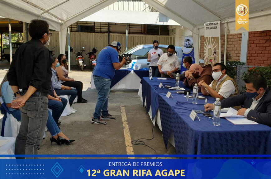 Entrega de premios de la 12a. Gran Rifa Agape – Asociación Agape de El Salvador
